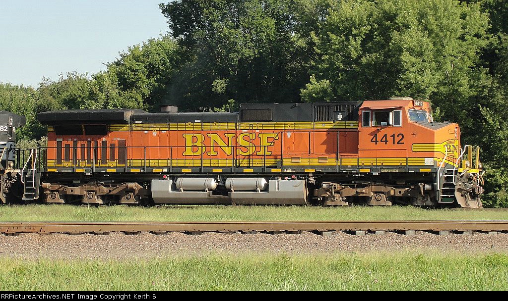 BNSF 4412